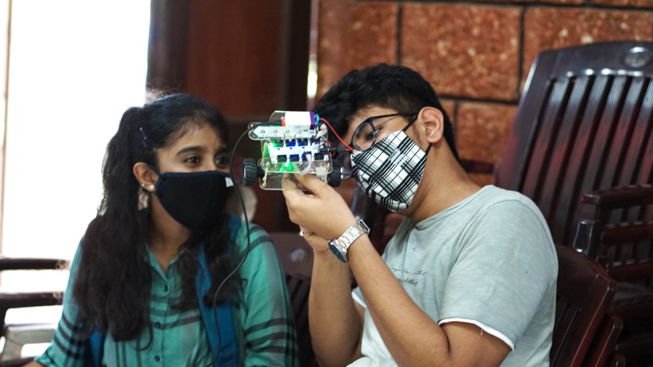 Robotics Course Content | ComedKares